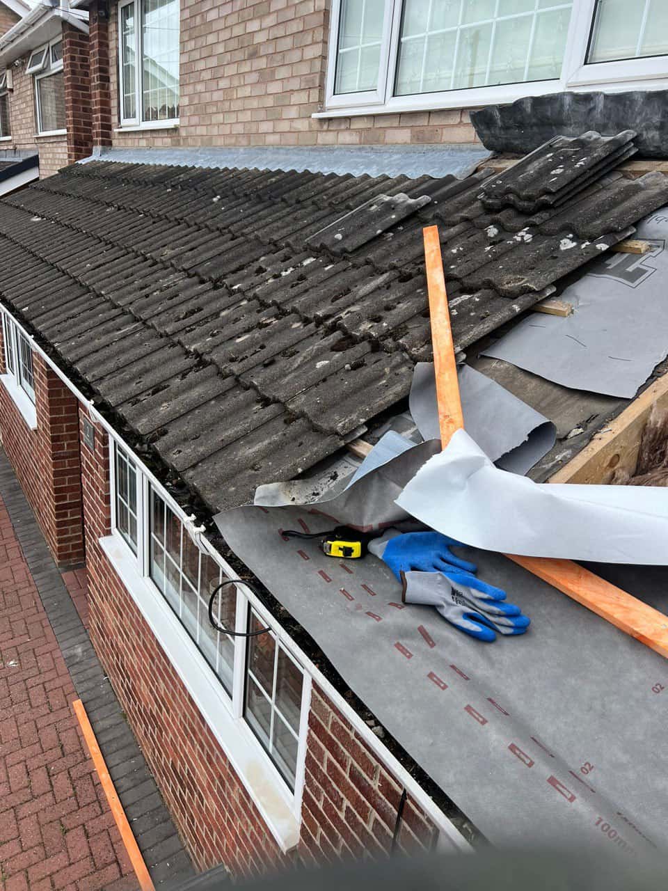 Design Considerations for Flat Roof Overhangs and Eaves - Hillfield ...